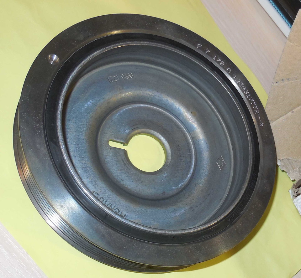 123031777R Ременный шкив, коленчатый вал RENAULT | Запчасти на DRIVE2