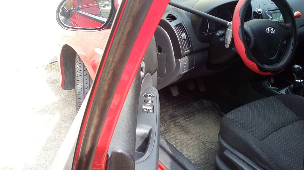 "Питон" на i30 блокиратор руля — Hyundai i30 (1G), 1,6 л, 2010 года ...