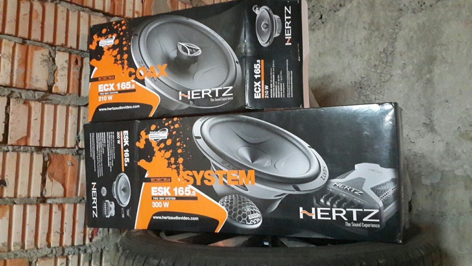 Улучшение музыки (Pioneer DEH-X5700BT и тыл Hertz ECX 165 фронт Hertz ESK 165) — Subaru Legacy ...