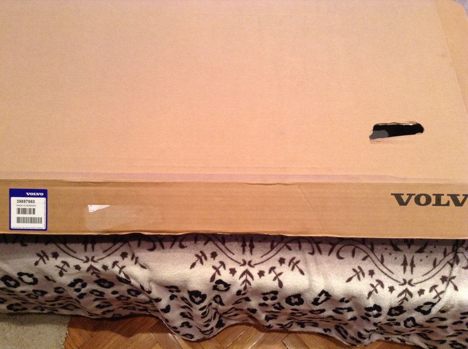 39887960 Спойлер крышки багажника С-30 ROOF SPOILER Volvo | Запчасти на ...