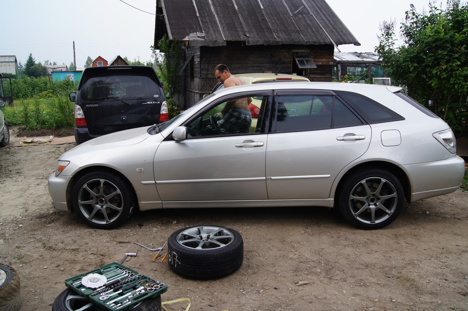 AVS Model T7 — Toyota Altezza, 2 л, 2001 года | колёсные диски | DRIVE2