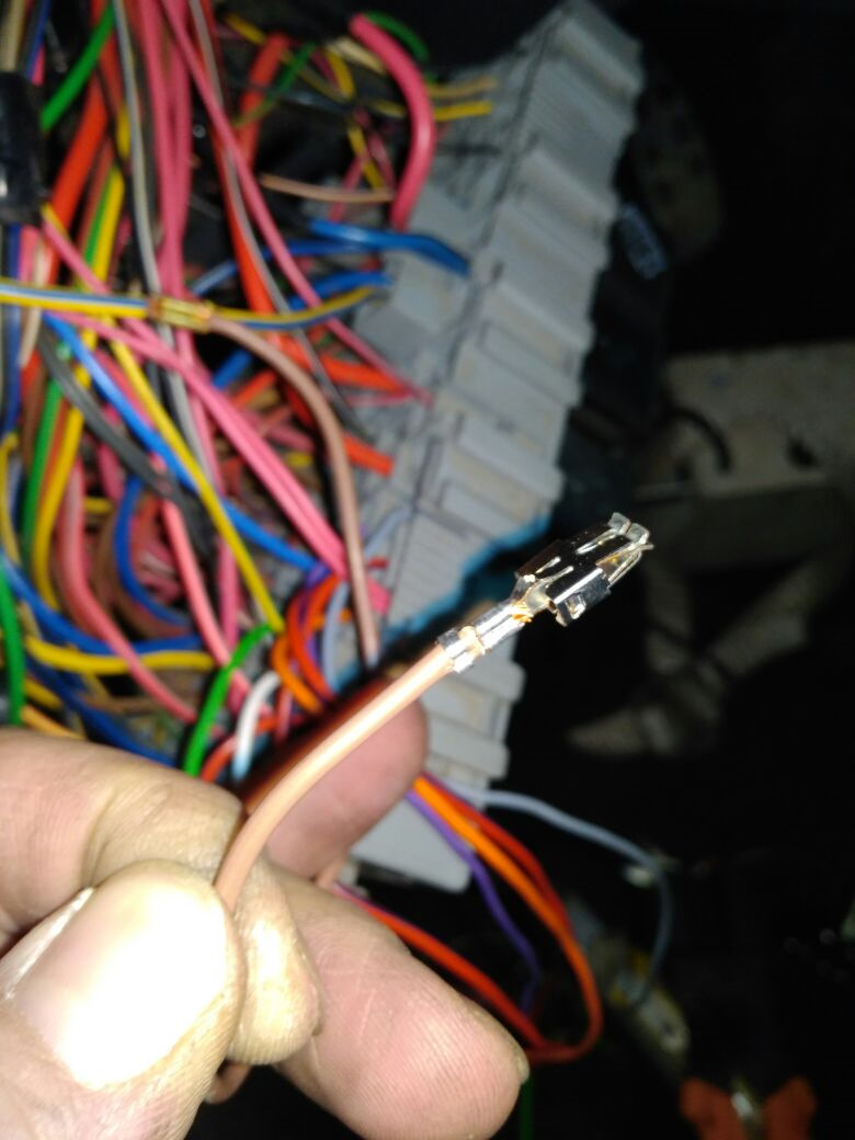 Установка блока управления стеклоочистителями от Ауди — DRIVE2