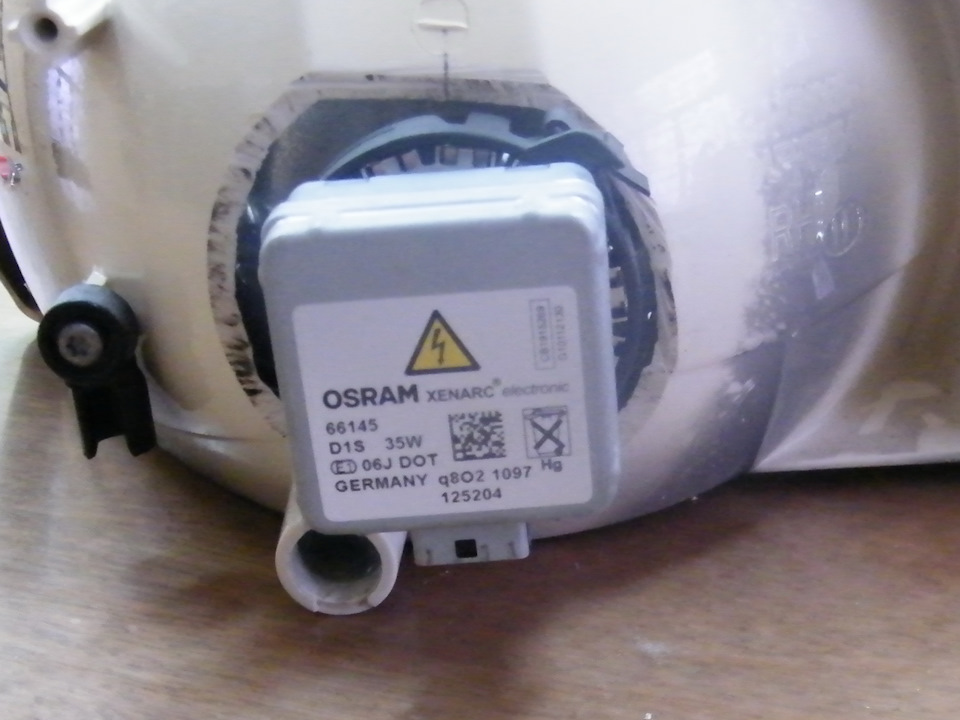 Обменяю лампы D1S на лампы D3S — Skoda Octavia A4 Mk1, 1,6 л, 2001 года ...