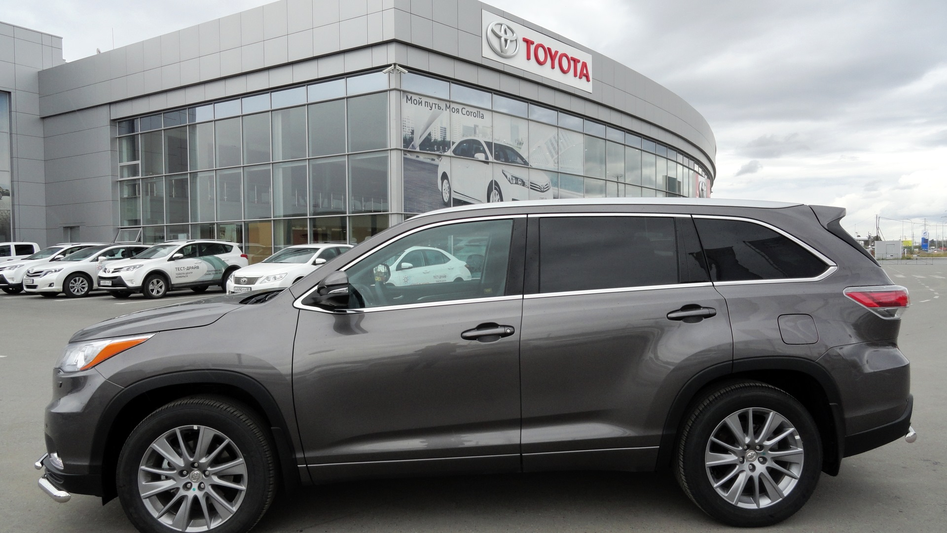 Toyota Highlander (XU50) 3.5 бензиновый 2014 | на DRIVE2