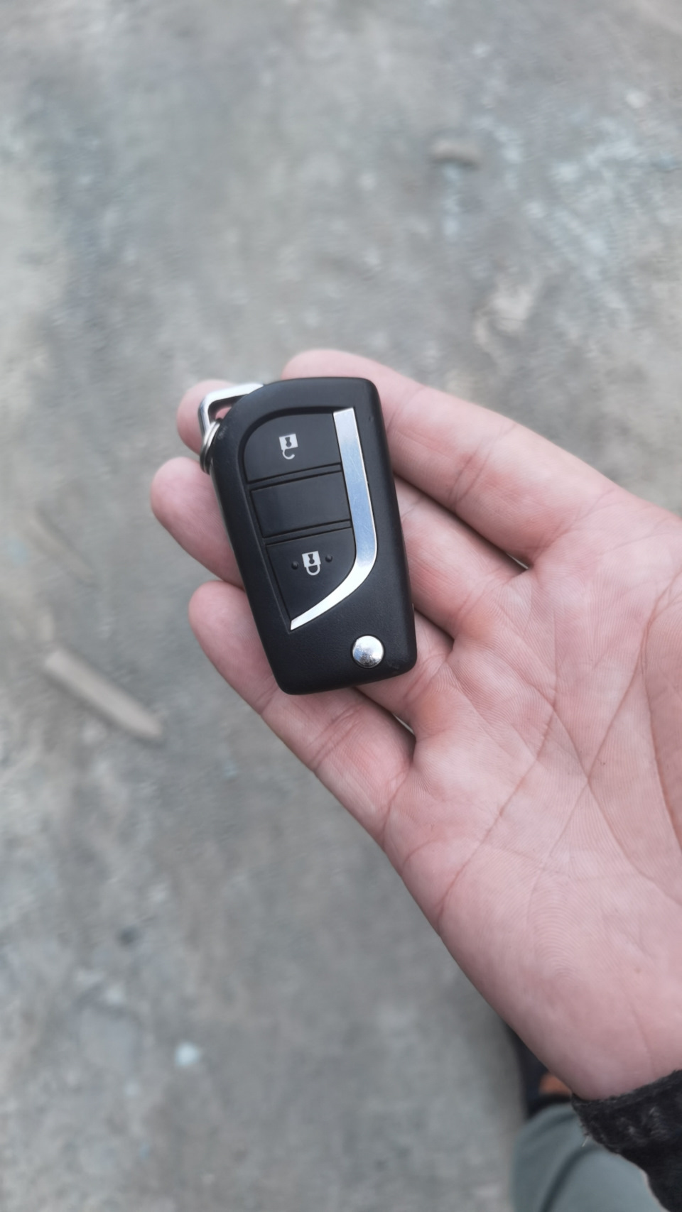 Первое знакомство) — Toyota Yaris (XP210), 1 л, 2020 года | покупка ...