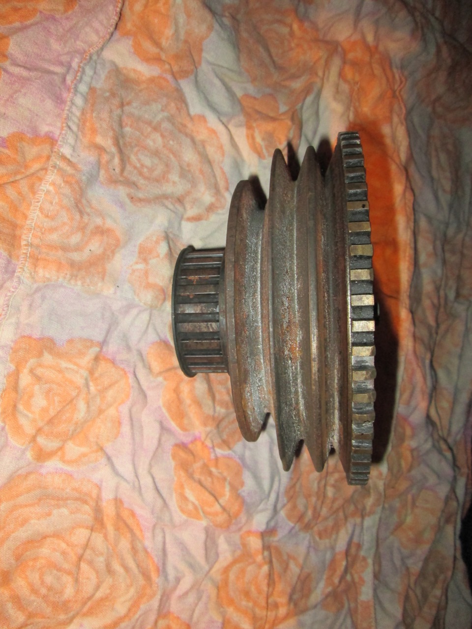 Датчик положения коленвала, кольцо от газели 60-2 — Audi 200 (C3), 2,2 ...
