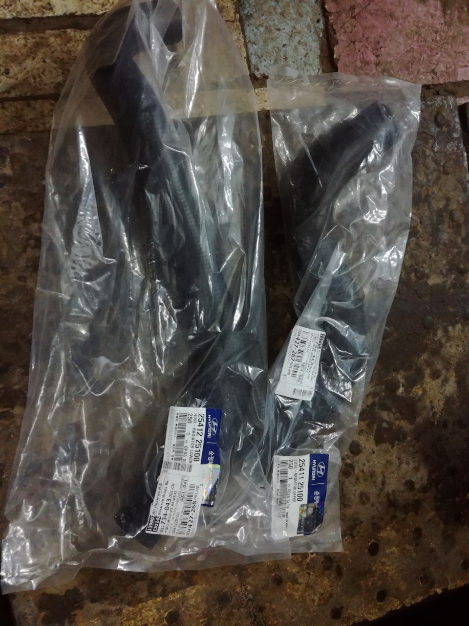 2541125100 Патрубок радиатора верхний (dohc) KIA HYUNDAI | Запчасти на ...