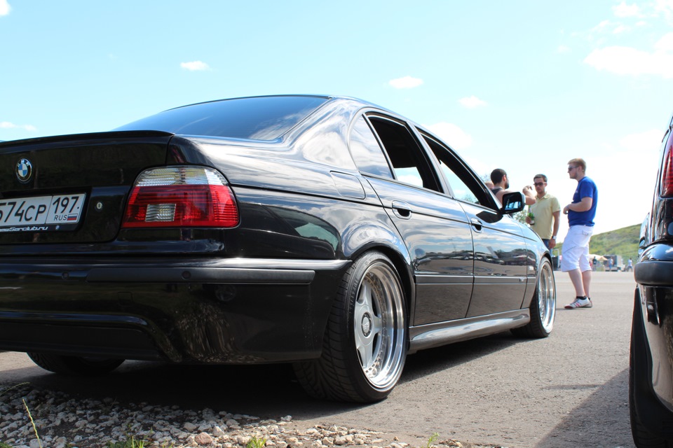 BMW Festival 2014 vol.2 — BMW 5 series (E39), 2,5 л, 2001 года | встреча | DRIVE2