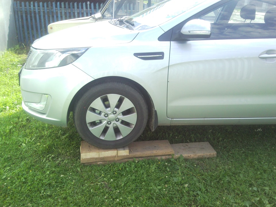 Сетка в бампер — KIA Rio (3G), 1,6 л, 2013 года | тюнинг | DRIVE2