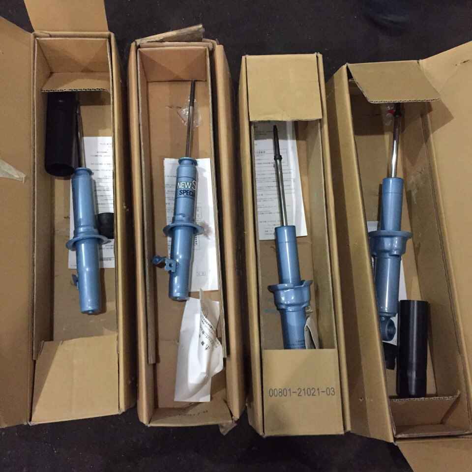 Установил стойки KYB — DRIVE2