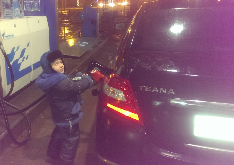 Юный водитель! ))) — Nissan Teana (J32), 3,5 л, 2010 года | фотография ...