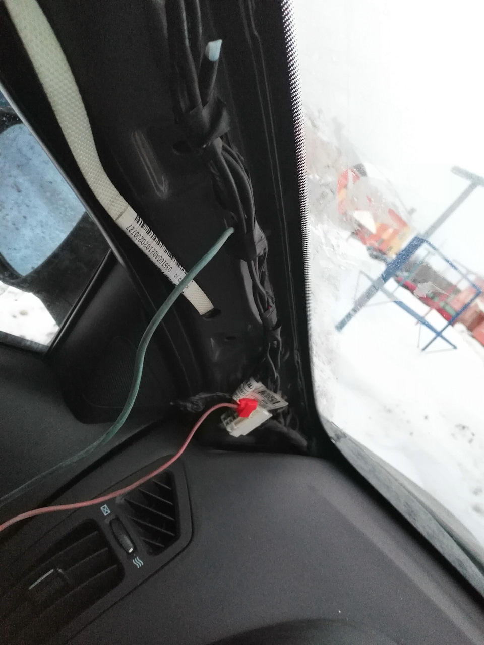 Скрытая проводка для регистратора. — DRIVE2