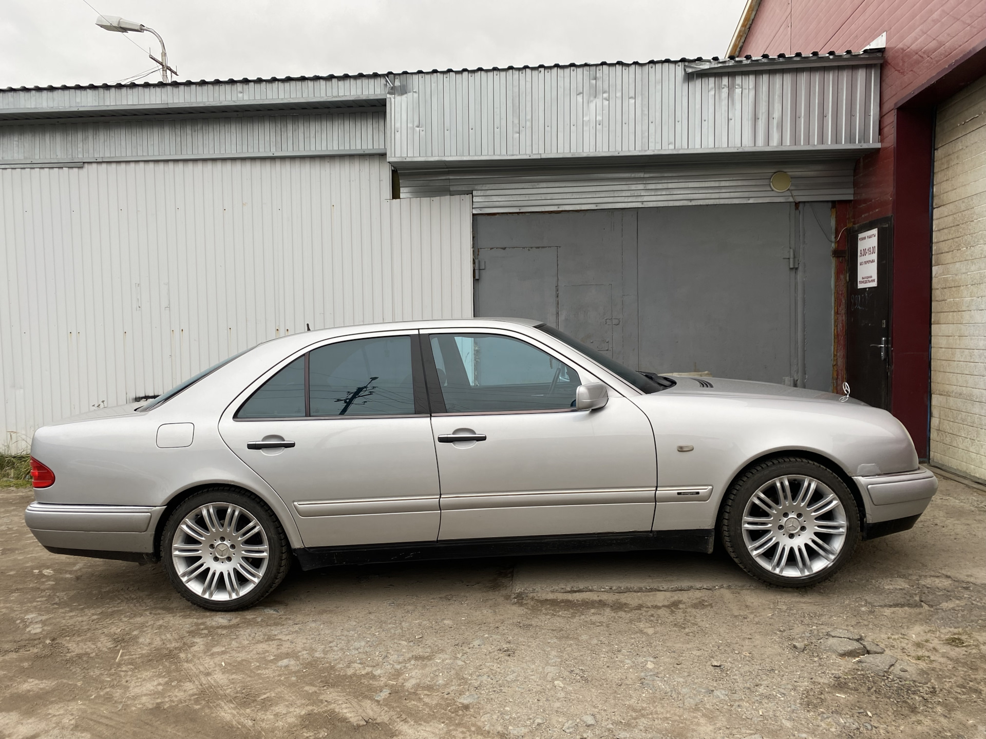 12.Комплект колес на зиму — Mercedes-Benz E-Class (W210), 2,4 л, 1998 года | колёсные диски | DRIVE2