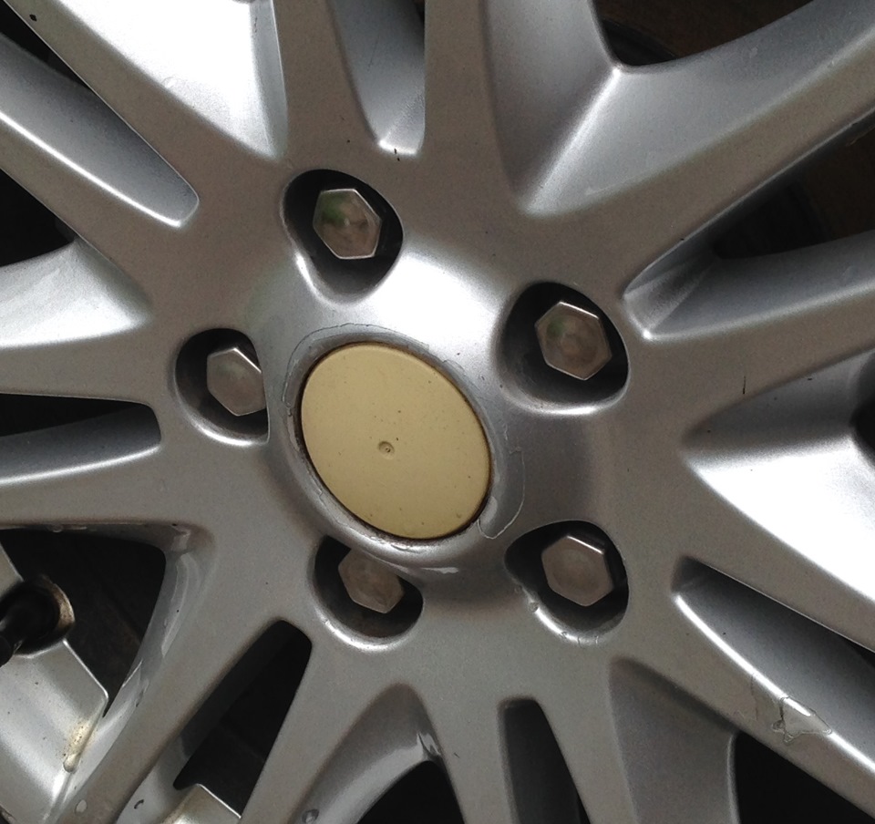 Утерян колпачок с родных дисков Ford — Ford C-Max I, 1,8 л, 2008 года ...
