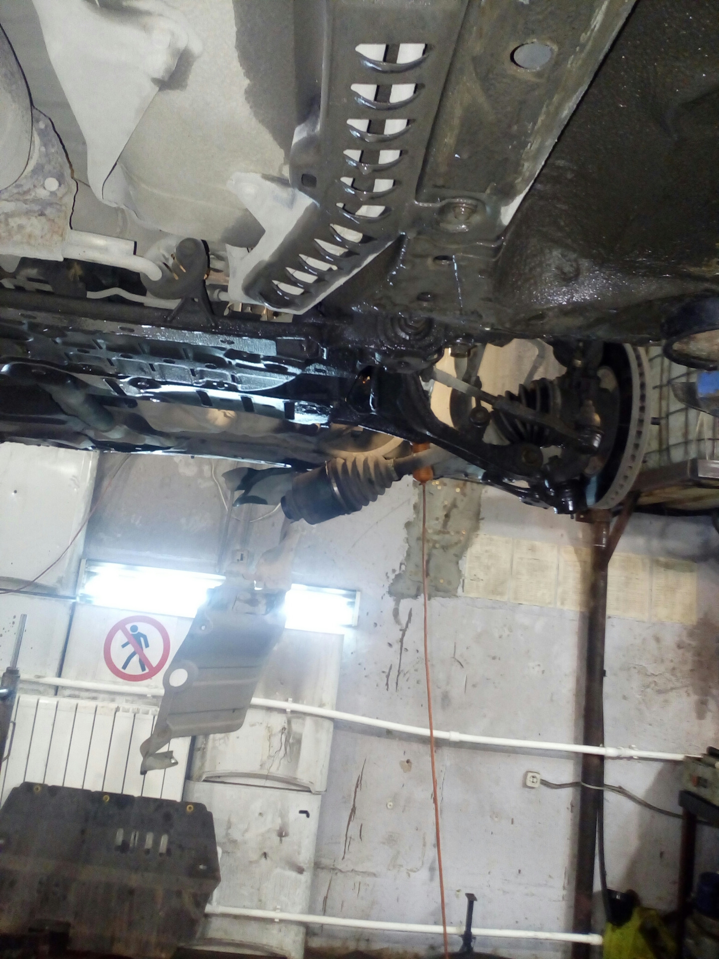 *Ремонт* Крепление подвесного подшипника — Mazda Xedos 9, 2,5 л, 1994 ...