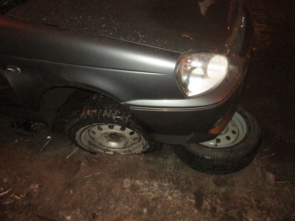 Пора менять домкрат! — Lada Приора седан, 1,6 л, 2010 года | просто так ...