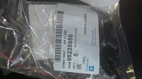 96235956 Концевой выключатель двери / Chevrolet 97~ GM | Запчасти на DRIVE2