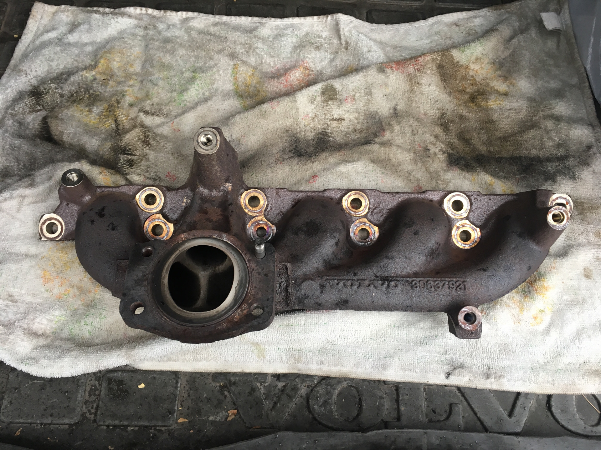 Фильтр бачка омывателя и R коллектор — Volvo S70, 2,5 л, 1997 года ...