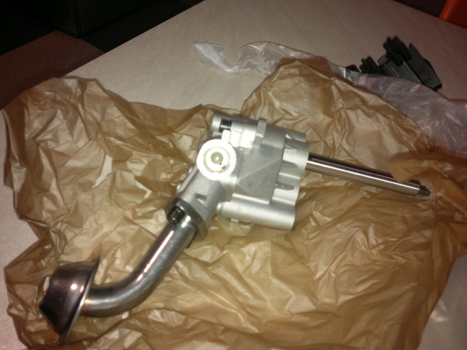 Замена масленого насоса — Volkswagen Passat B3, 1,8 л, 1989 года ...