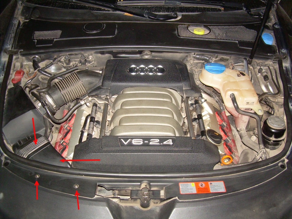 Течь масла из под вакумного насоса. — Audi A6 (C6), 2,4 л, 2005 года ...