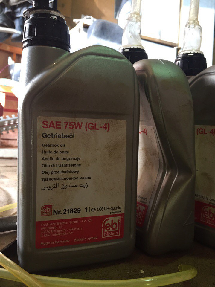 Замена масла в МКПП — Mitsubishi Lancer X, 1,8 л, 2008 года | плановое ...