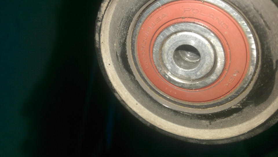 Натяжитель ремня агрегатов — Renault Logan (1G), 1,6 л, 2005 года ...