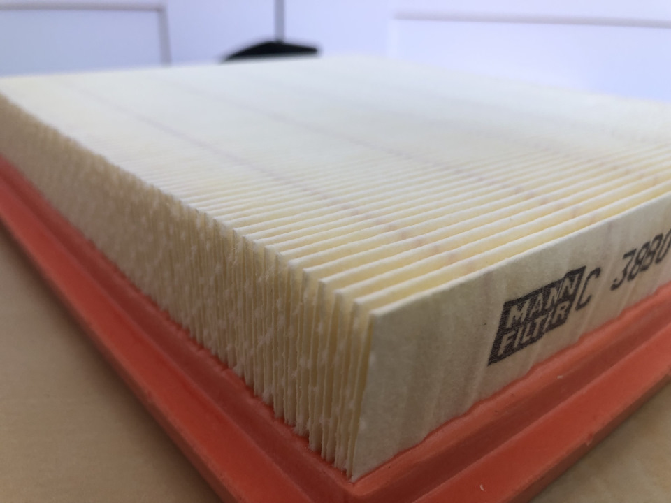 Воздушный фильтр Mann C3880 оригинал на Skoda Fabia Mk2, Skoda Rapid ...