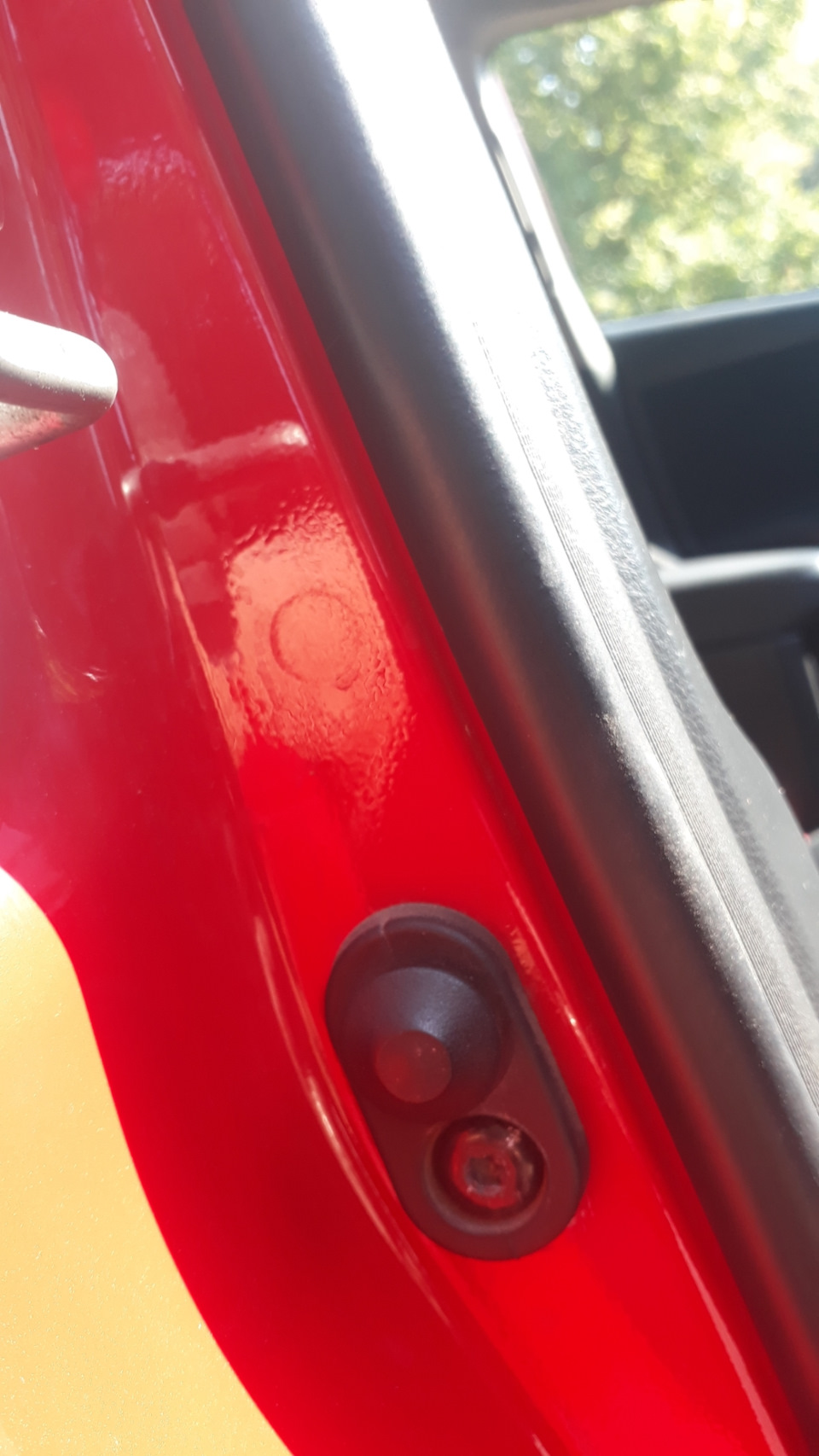 Заглушки-катафоты и бронепленка для отбойников двери. — Toyota Corolla ...