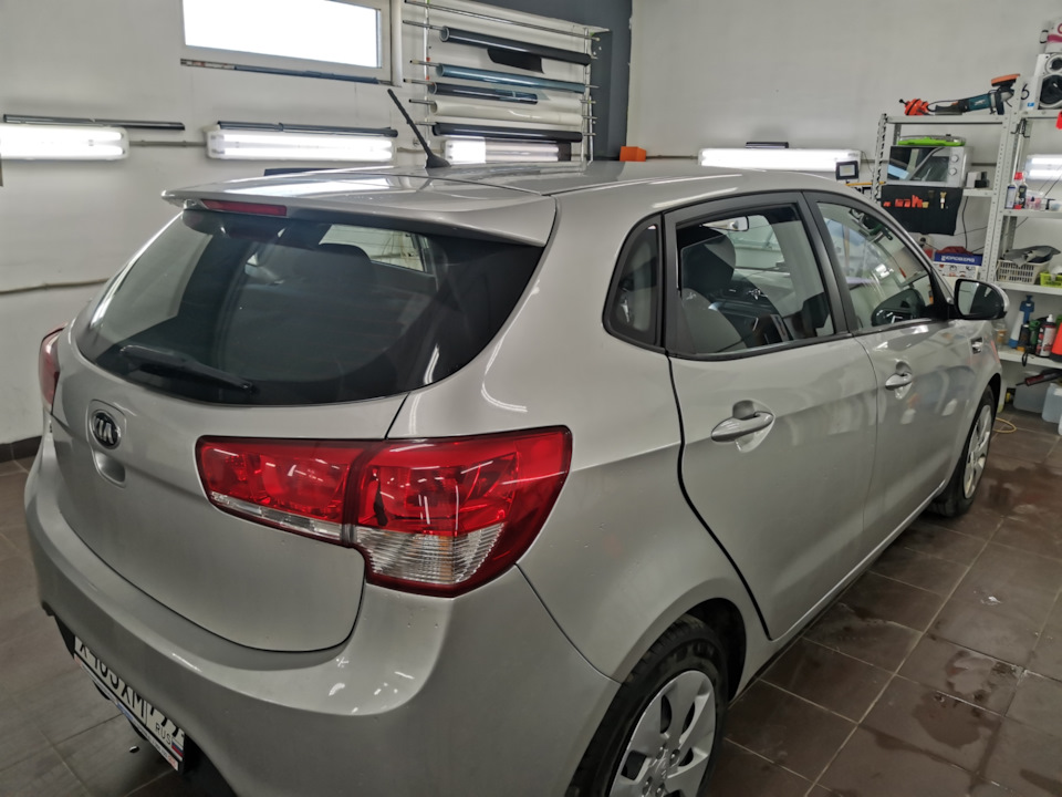 Первое тонировка — KIA Rio 5-door (3G), 1,4 л, 2016 года | тюнинг | DRIVE2