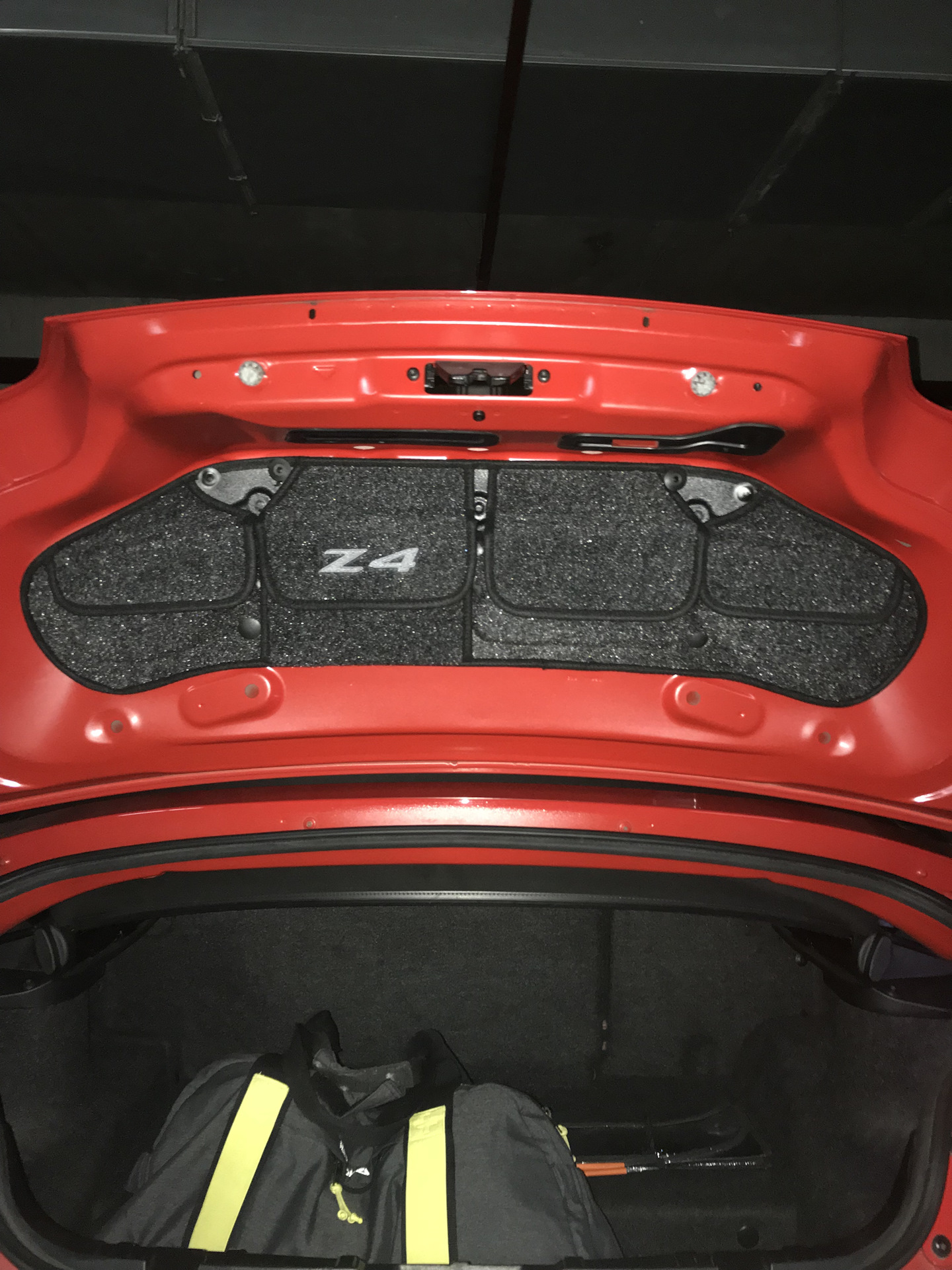 Trunk Storage System — BMW Z4 (E85), 2,5 л, 2007 года | аксессуары | DRIVE2