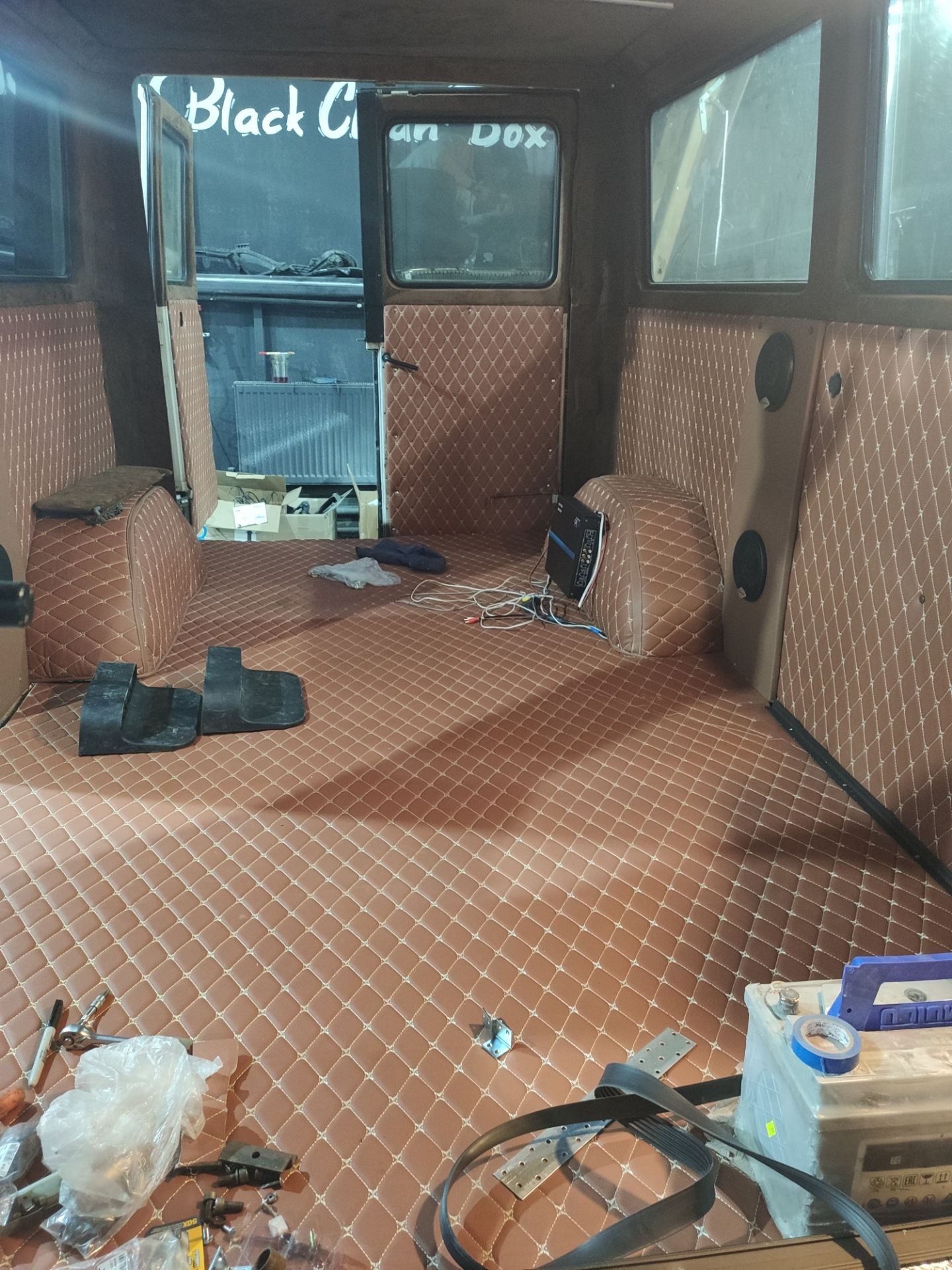 Сборка салона. Часть 2 🔥🛠🦾 — Mercedes-Benz MB100, 2,4 л, 1991 года ...