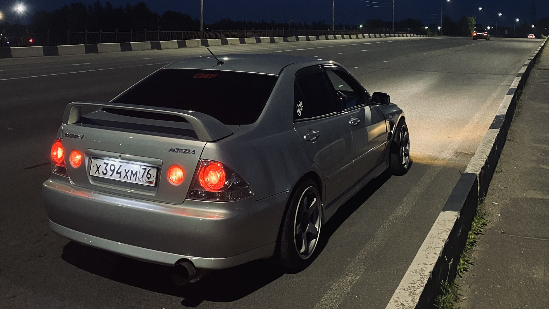 Toyota Altezza 0.5 бензиновый 2001 | Tourer V на DRIVE2