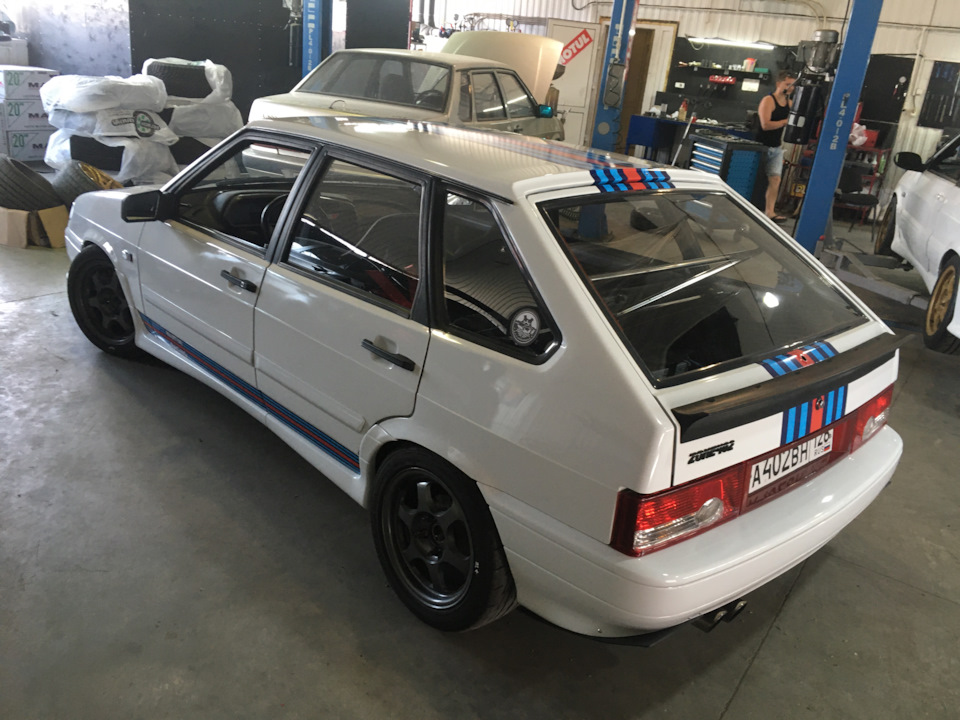 Martini racing livery — LADA 2114, 1,6 л., 2010 года | стайлинг | DRIVE2