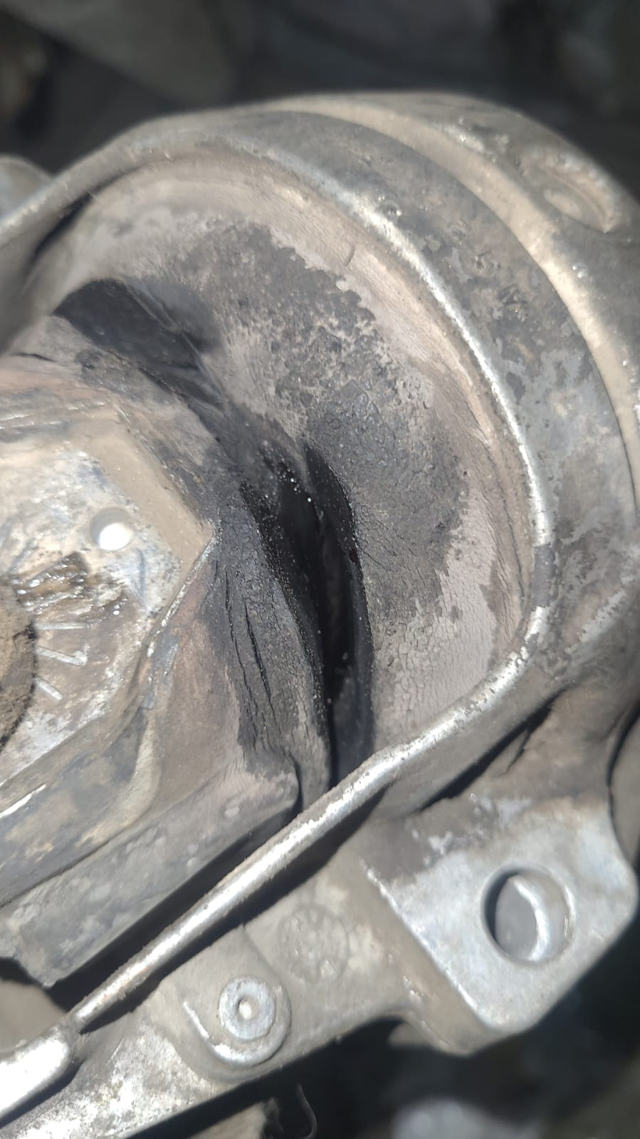 Подушка двигателя Ауди — Audi A4 (B8), 1,8 л, 2008 года | запчасти | DRIVE2
