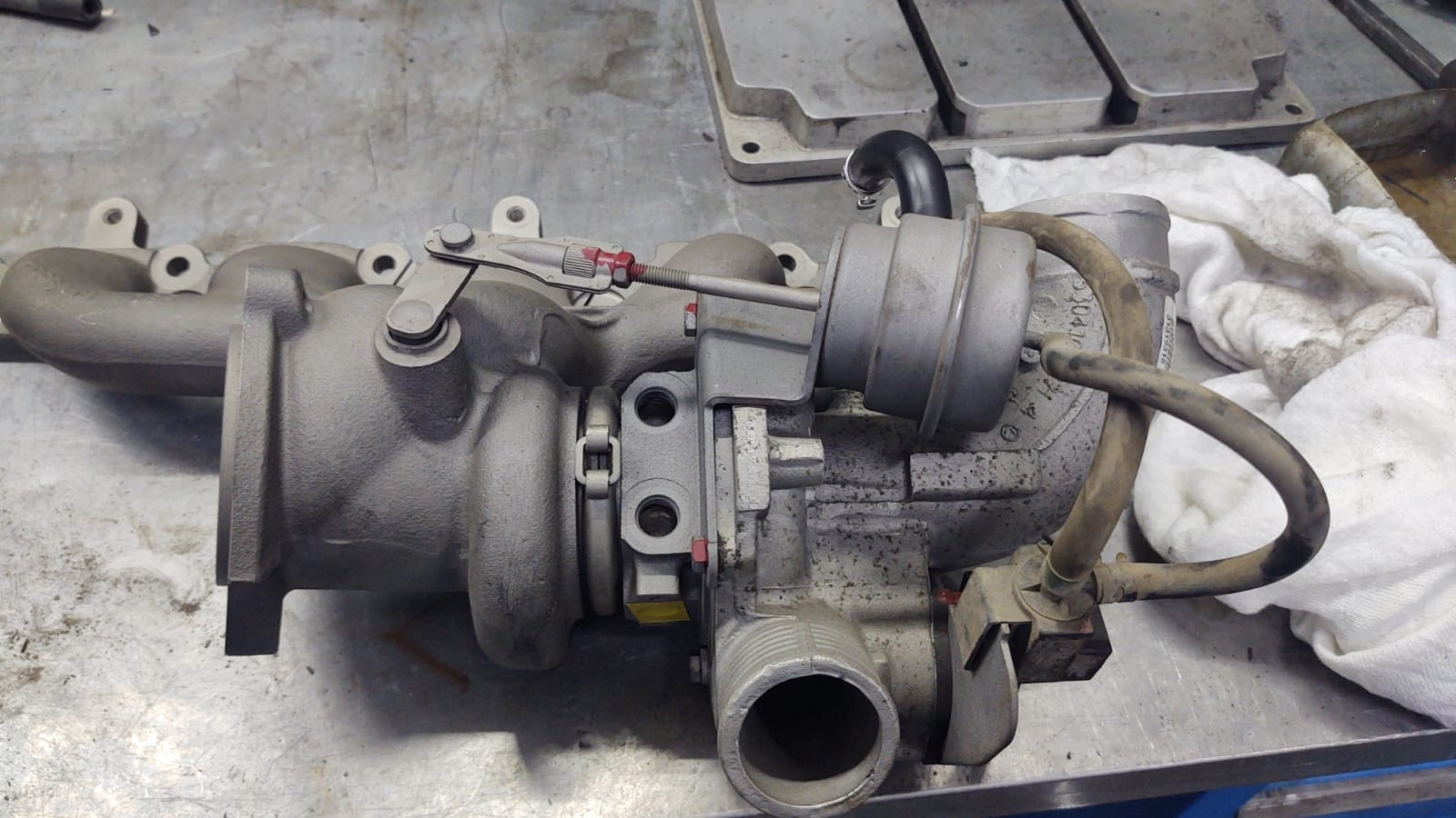 Замена прокладки выпуска, а как оказалось ремонт турбины — Volvo S80 ...