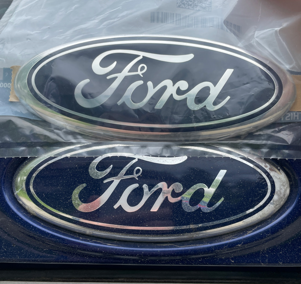 S02E08 Задняя эмблема — Ford Focus Wagon III, 1,6 л, 2014 года ...