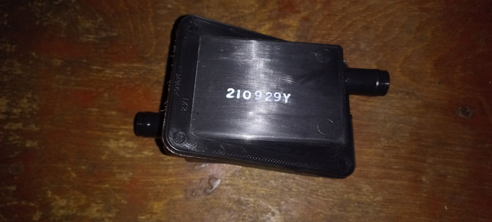 Замена воздушного фильтра вентиляции топливного бака. — KIA Soul (2G ...