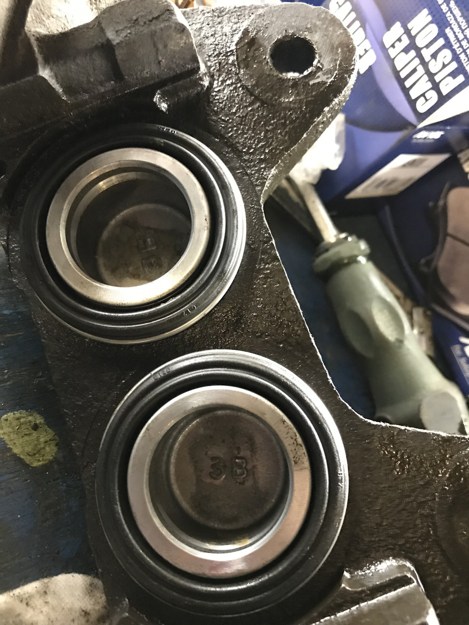 Передние суппорта — Toyota Land Cruiser Prado 120-series, 3,4 л, 2003 ...