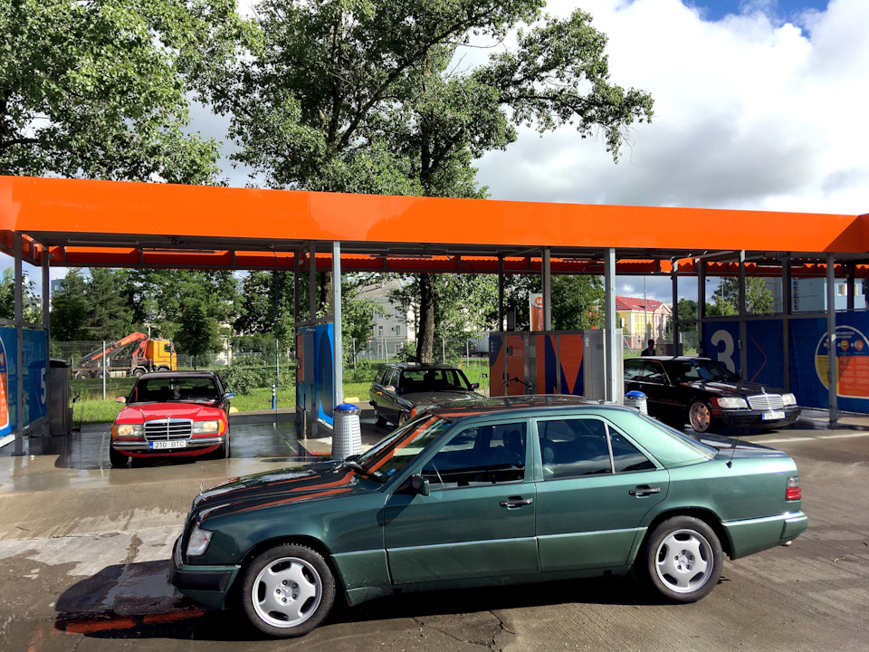 Youngtimer Camp Estonia 2020 — Mercedes-Benz E-Class (W124), 3 л, 1989 года | наблюдение | DRIVE2