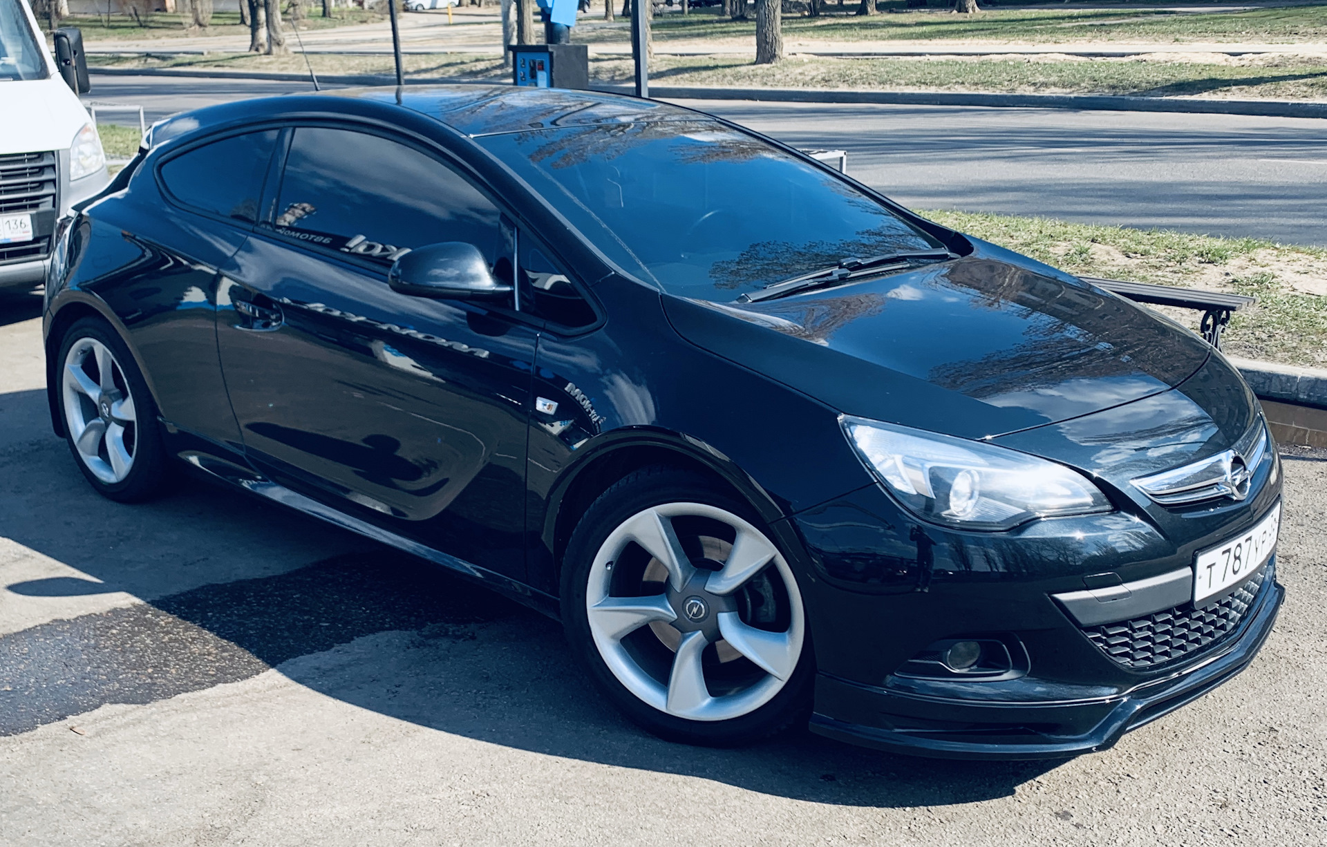 Наконец поставил летние колёса🙂 — Opel Astra J GTC, 1,4 л, 2012 года ...