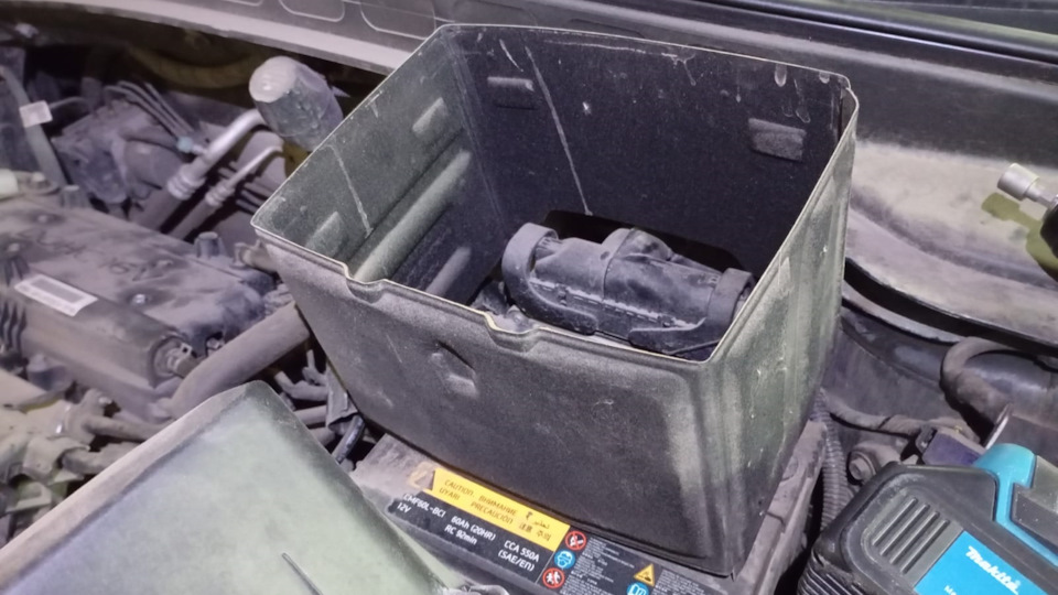 Замена Аккумулятора. — Hyundai Creta (1G), 1,6 л, 2018 года | своими ...