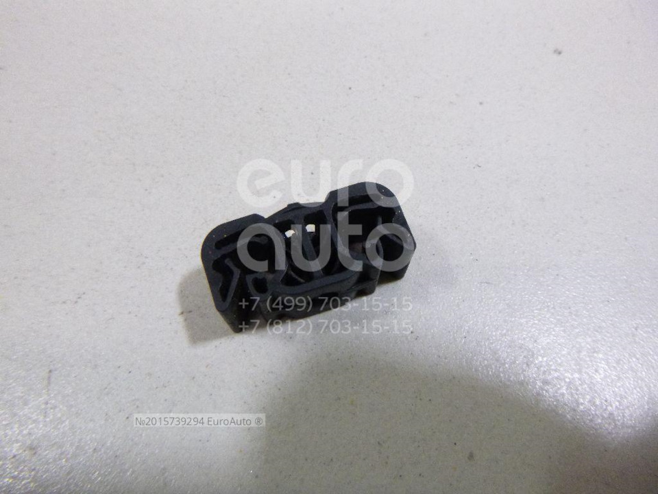 6R0611797D Фиксатор тормозной трубы Volkswagen Polo VAG | Запчасти на ...