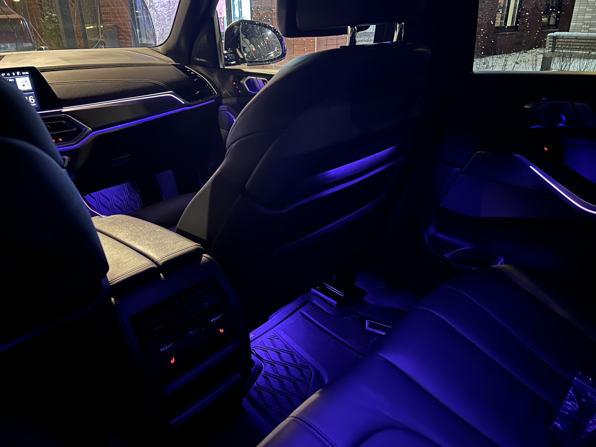 Светотерапия/ Амбиентная подсветка — BMW X5 (G05), 3 л, 2018 года ...