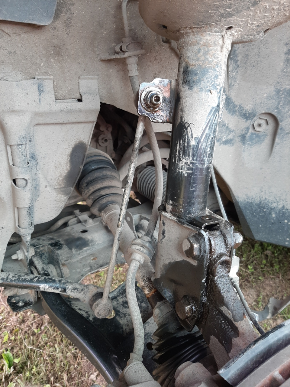 Передние стойки, вторая жизнь с азотом — Renault Duster (1G), 1,5 л ...