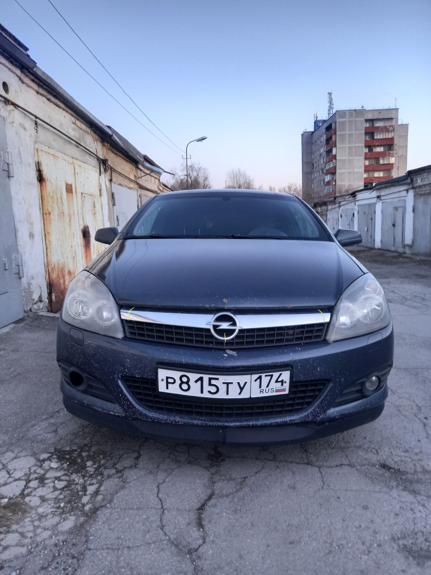 Замена решетки радиатора + шильдик Германия — Opel Astra H GTC, 1,6 л ...