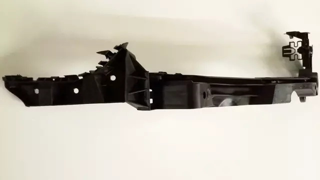 5K0807572J Направляющая правого бампера Volkswagen Golf VI 2009-2013 ...