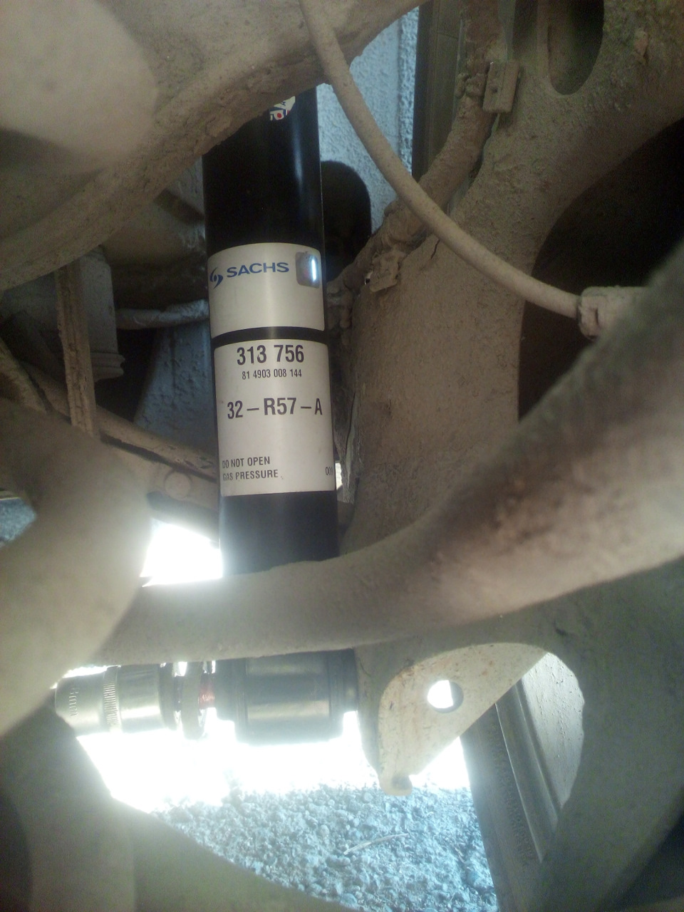 313756 Амортизатор для FORD SACHS | Запчасти на DRIVE2