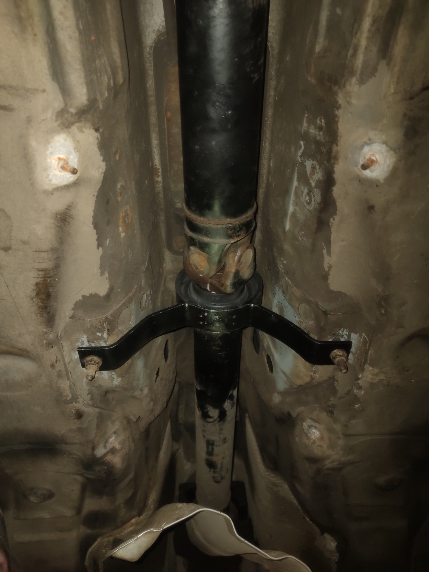 Help Кардан, видрация и гул! — Audi A6 (C5), 2,4 л, 2003 года | поломка ...