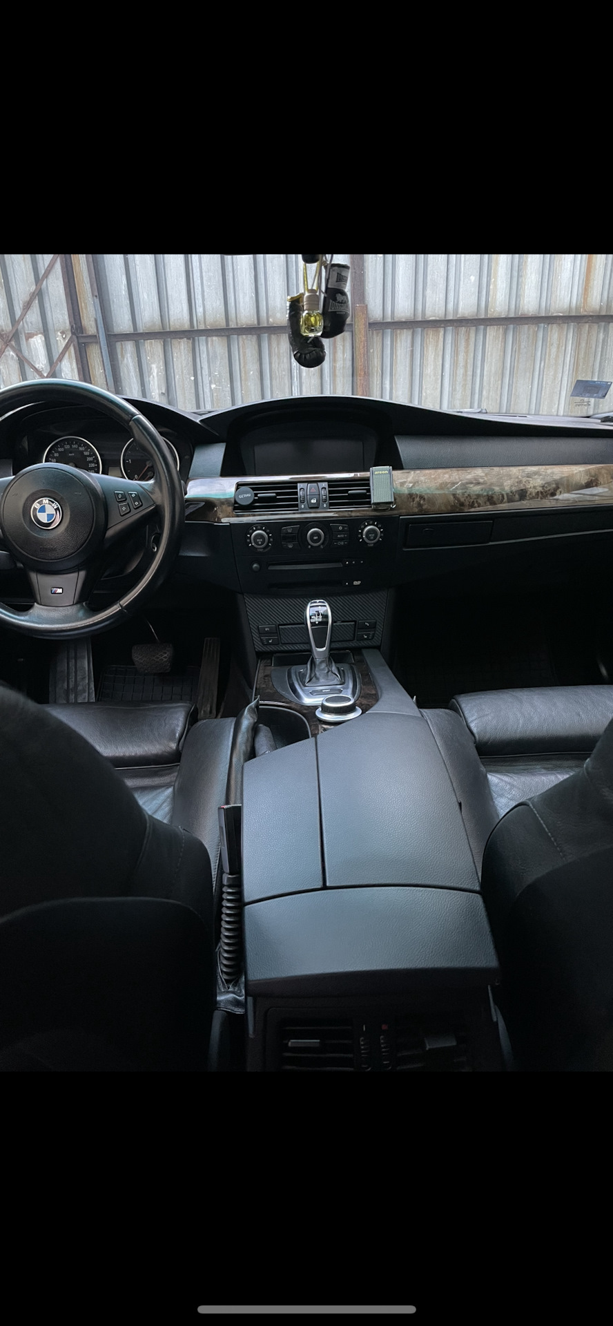 Установка рестайл консоли SZM на 2004 дорестайл — BMW 5 series (E60), 3 ...