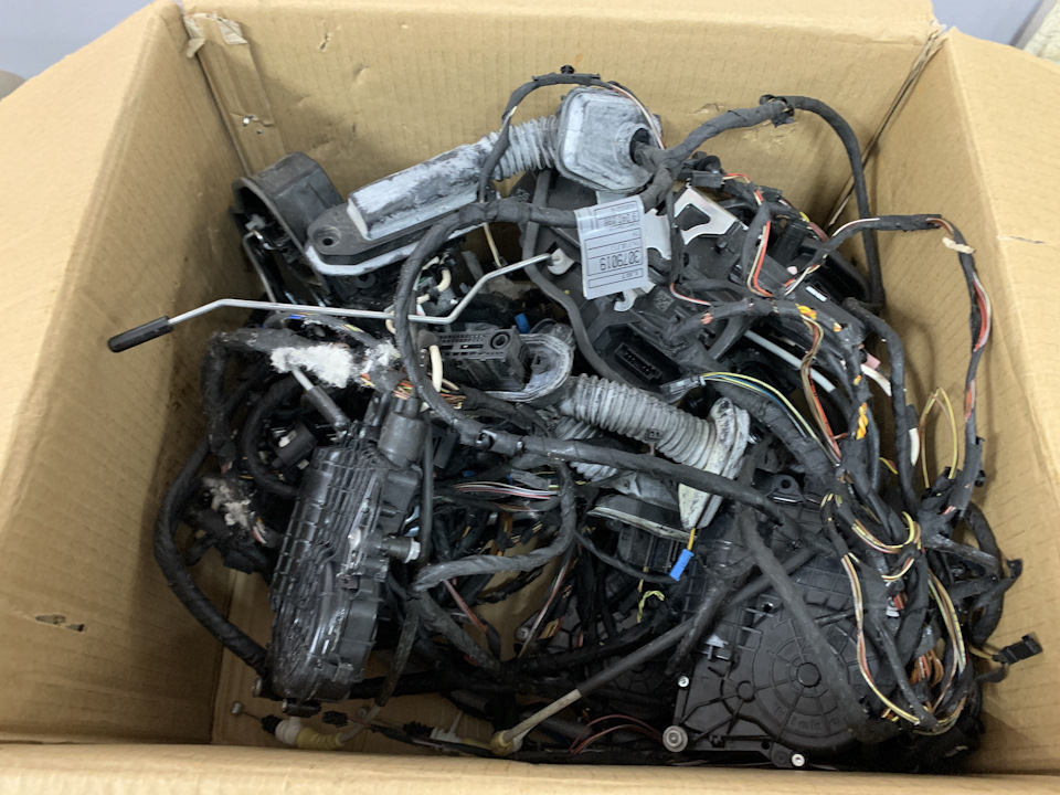 S323A Soft-Close Automatic Doors. Первый доп — BMW 5 series (F10), 3 л ...